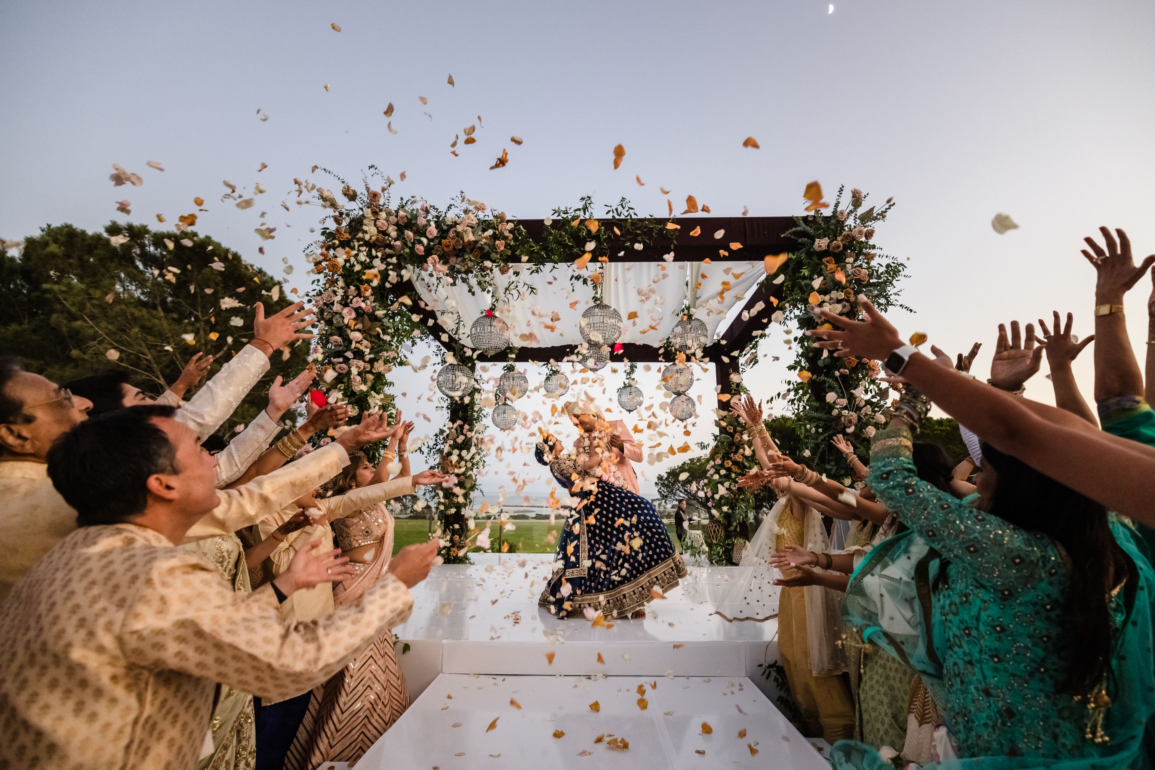 BAPS Shri Swaminarayan Mandir Chino Hills Indian Wedding | Shrina & Jaydip